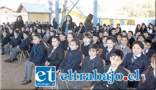 Familia Claro dona techumbre a Liceo Parroquial Teresita de los Andes ... Familia Claro dona techumbre a Liceo Parroquial Teresita de los Andes ...